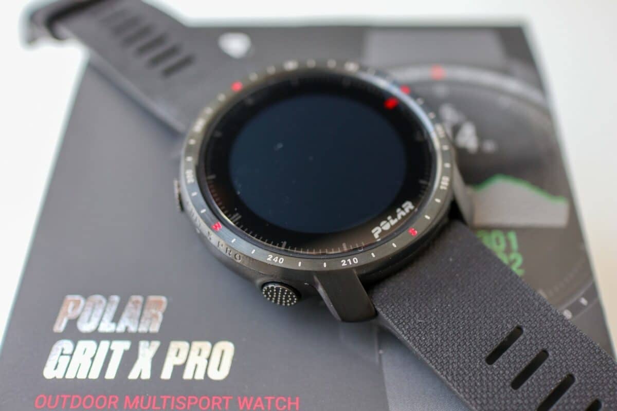Polar Grit X Pro Test & Erfahrungen » Edelstahl oder TITAN?